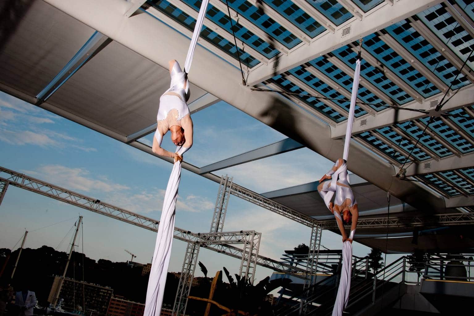 Le cerceau aérien : quels avantages et quelle utilité ? - Voyager